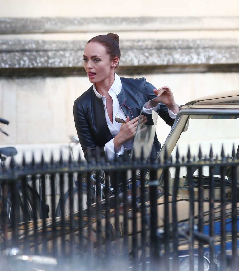 Laura Haddock on the Set of the Transformers: The Last Knight in Oxford ...