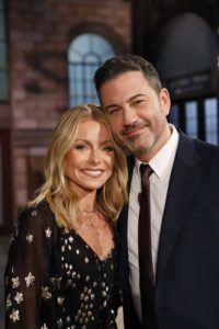 Kelly Ripa Attends Jimmy Kimmel Live in Los Angeles – Celeb Donut