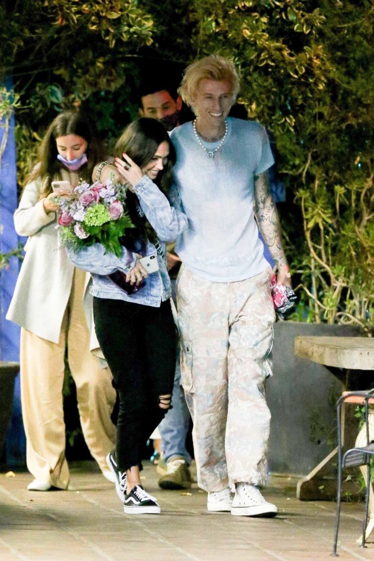 Megan Fox in a Black Ripped Jeans Enjoys a Romantic Dinner Date Out ...