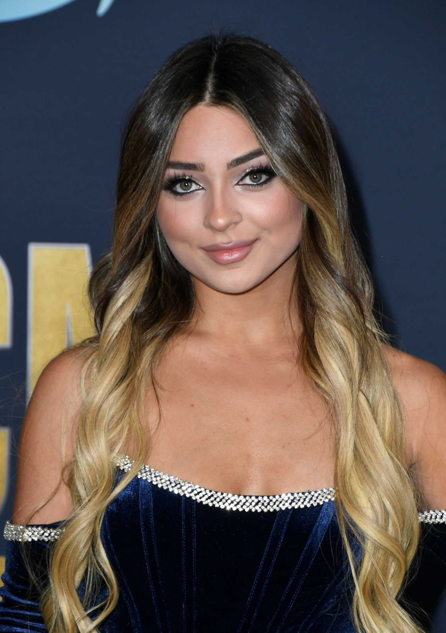 Isabella Durham Attends the 57th Academy of Country Music Awards at ...