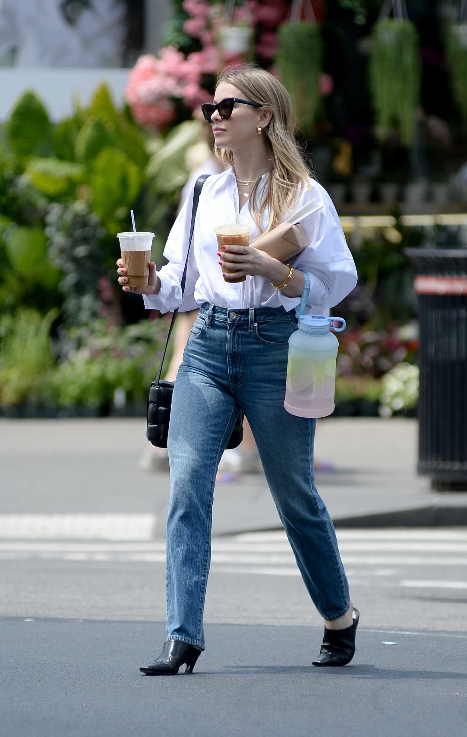Julianne Hough in a White Shirt Was Seen Out in New York – Celeb Donut
