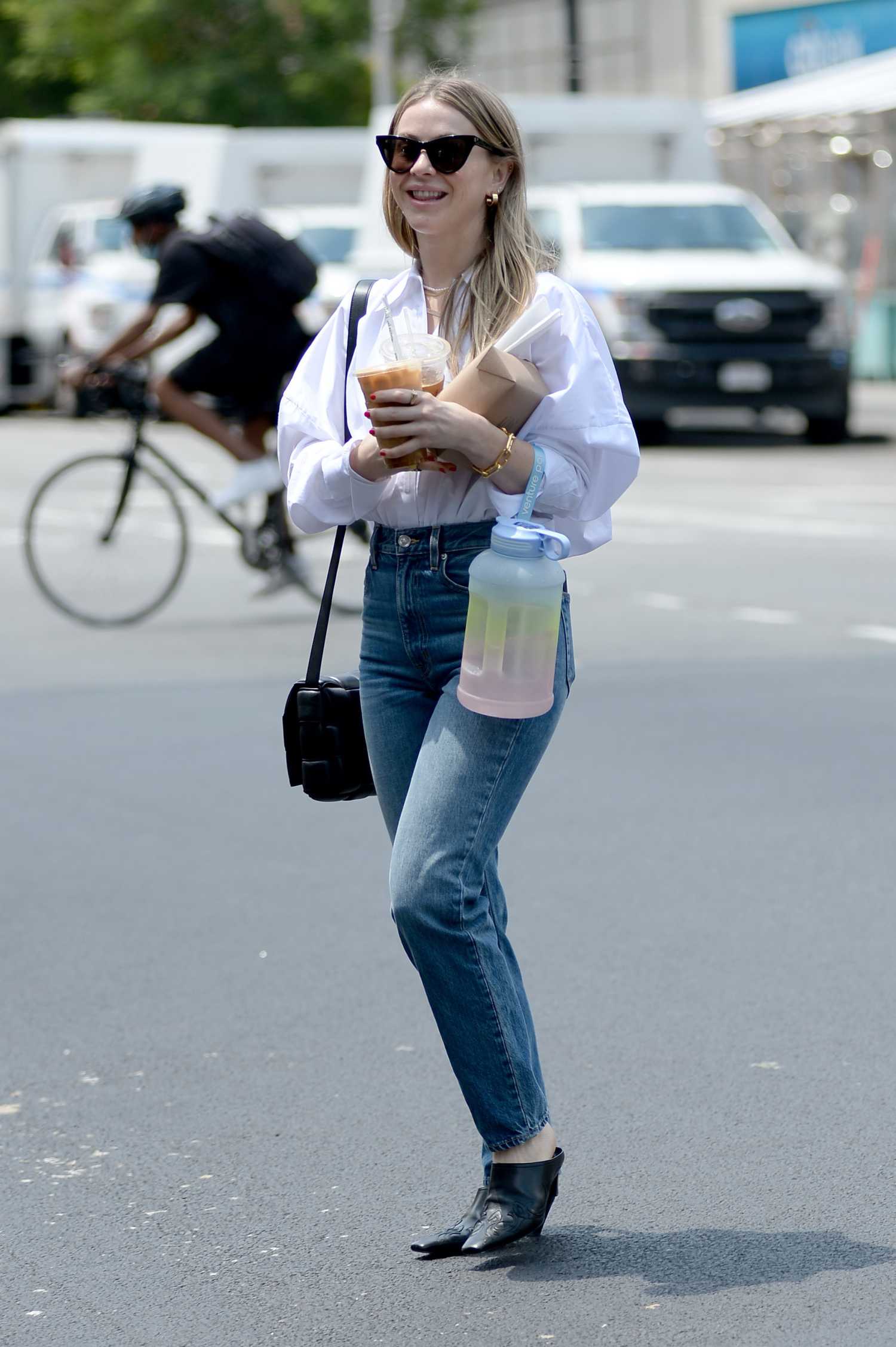 Julianne Hough in a White Shirt Was Seen Out in New York – Celeb Donut