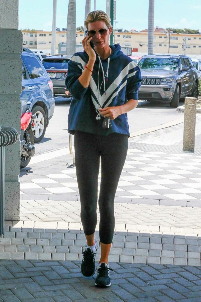 Ivanka Trump in a Black Leggings Heads to the Gym in Miami – Celeb Donut