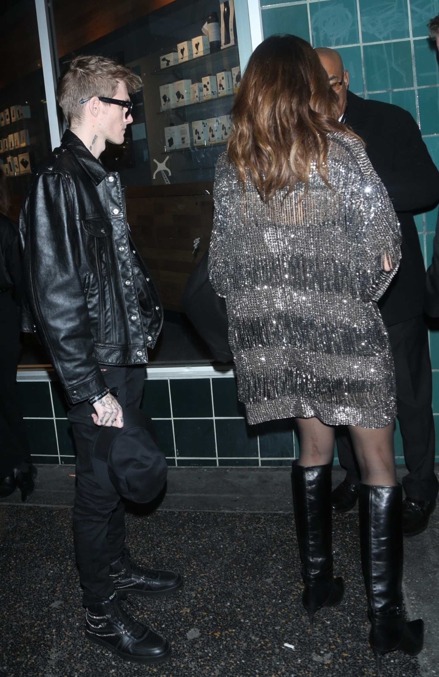 Cindy Crawford in a Silver Dress Arrives at the Celine Winter Fashion ...