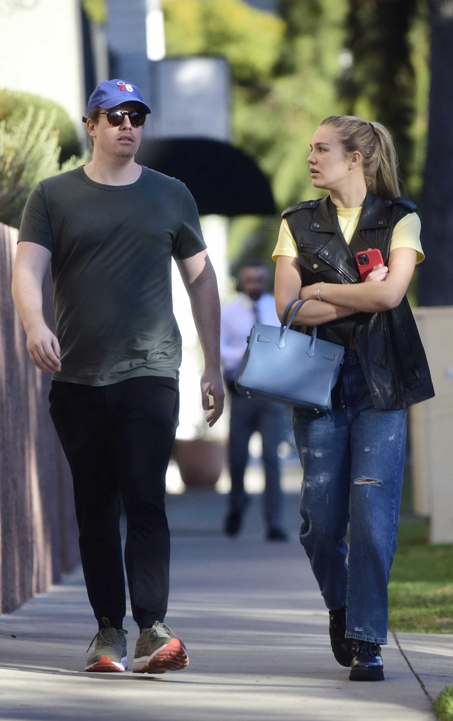 Ida Lundgren In A Blue Ripped Jeans Was Seen Out With A Male Companion