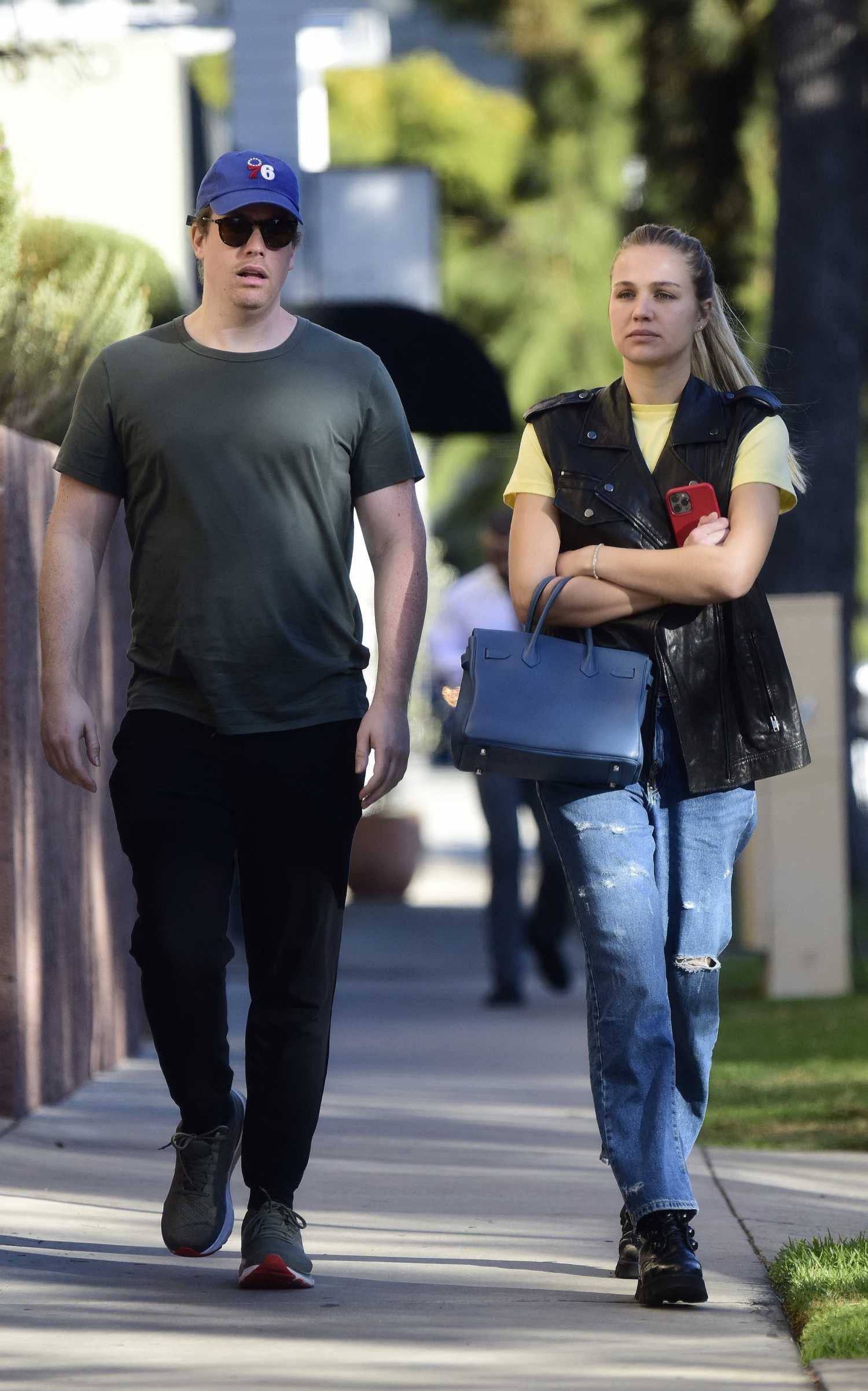 Ida Lundgren In A Blue Ripped Jeans Was Seen Out With A Male Companion