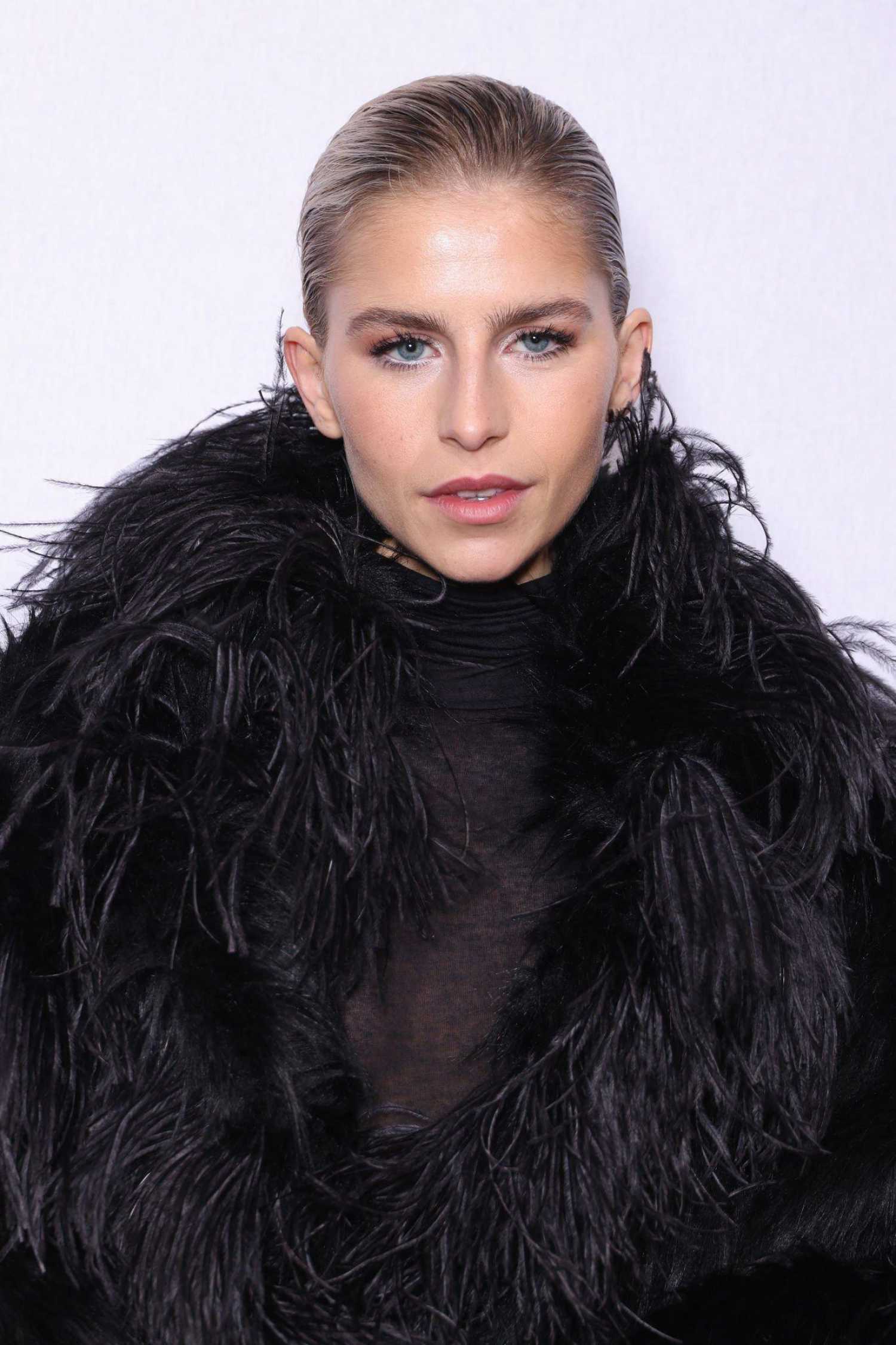 Caroline Daur Attends the Elie Saab Fashion Show During 2023 Paris ...