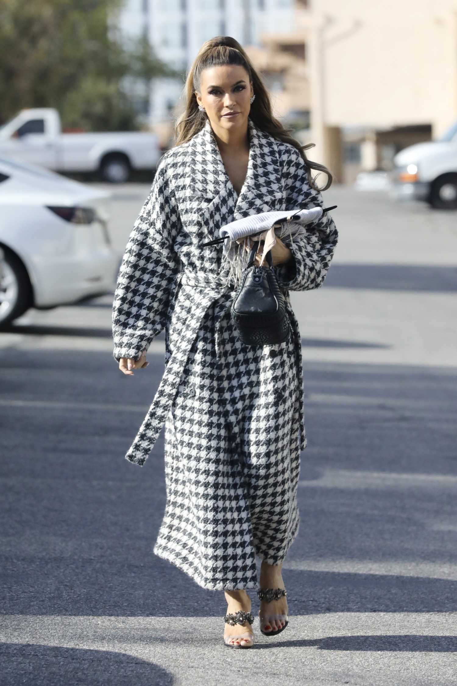 Chrishell Stause in a Houndstooth Coat Was Seen Out in West Hollywood ...