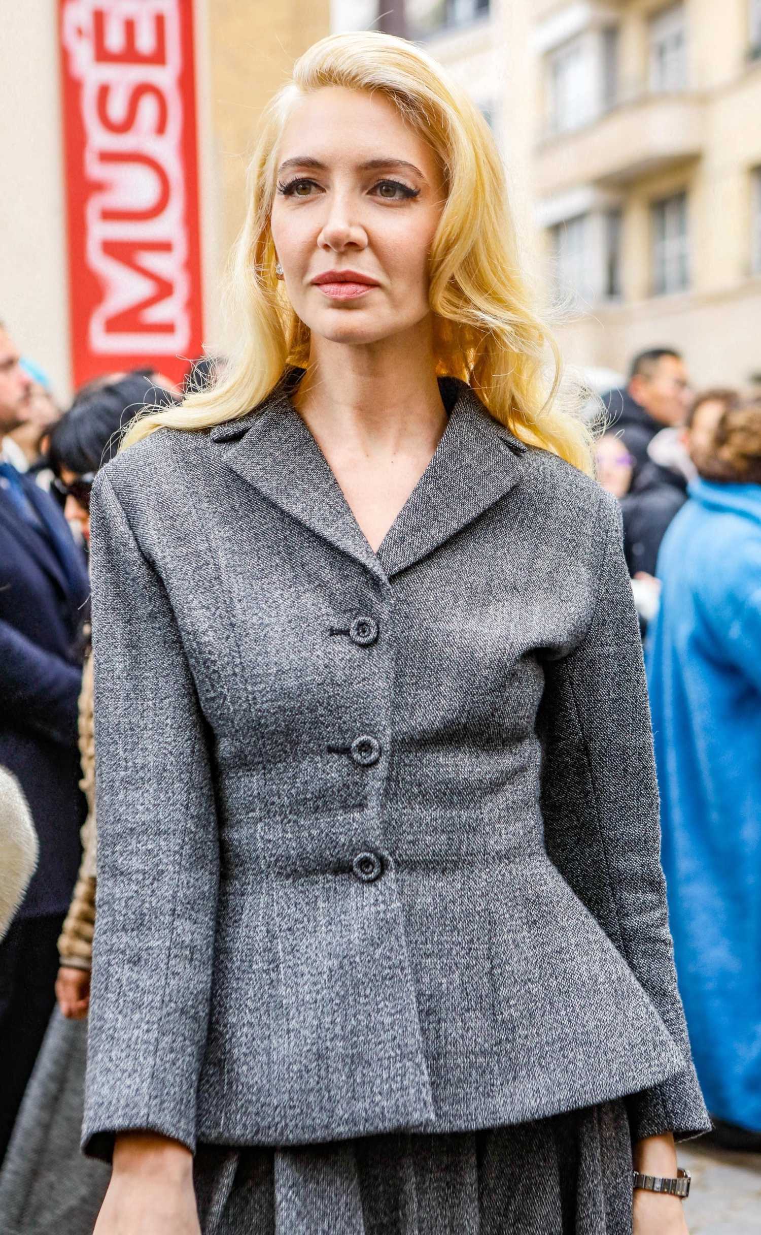 Sabine Getty Arrives at the Christian Dior Fashion Show During 2023 ...