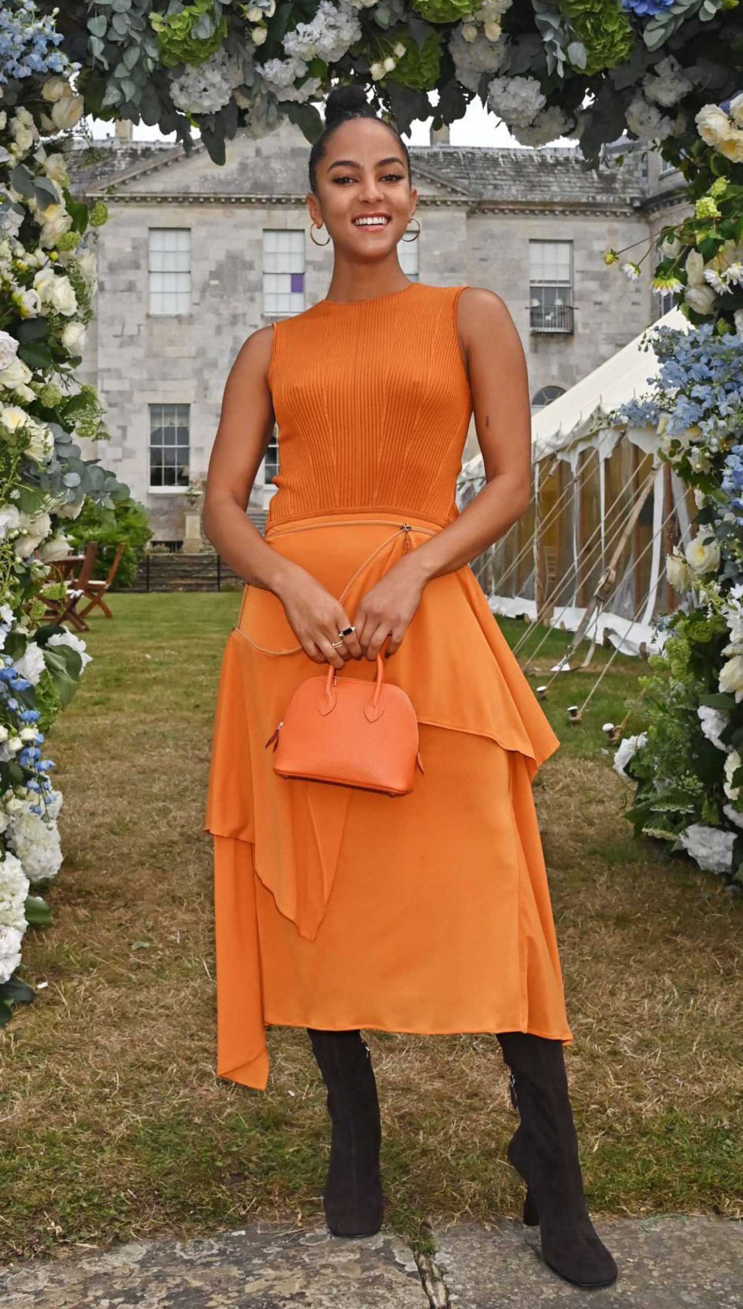 Lou Llobell Attends the Cartier Style Et Luxe at the Goodwood Festival ...