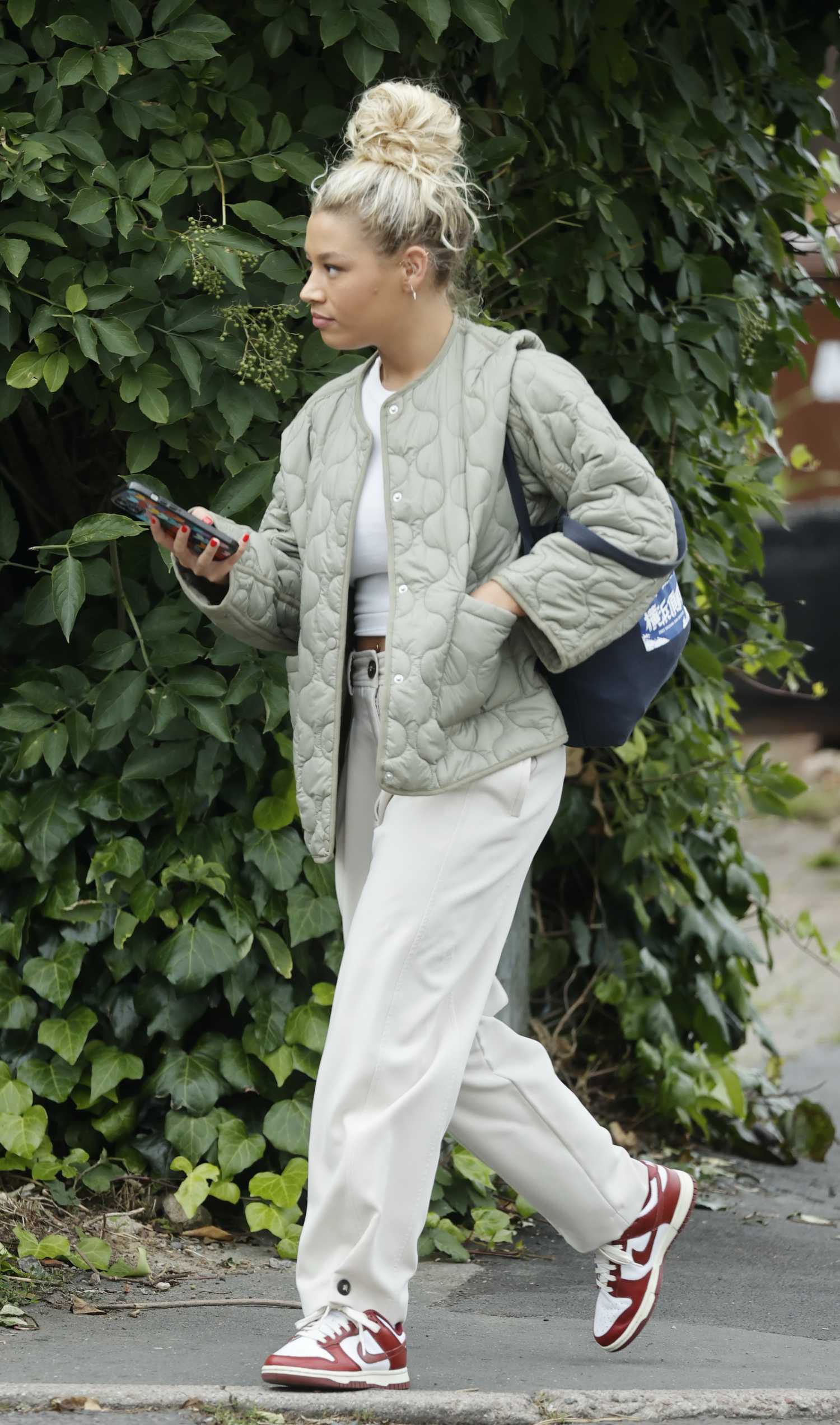 Molly Rainford in a Beige Pants Heads to the Train Station in London ...