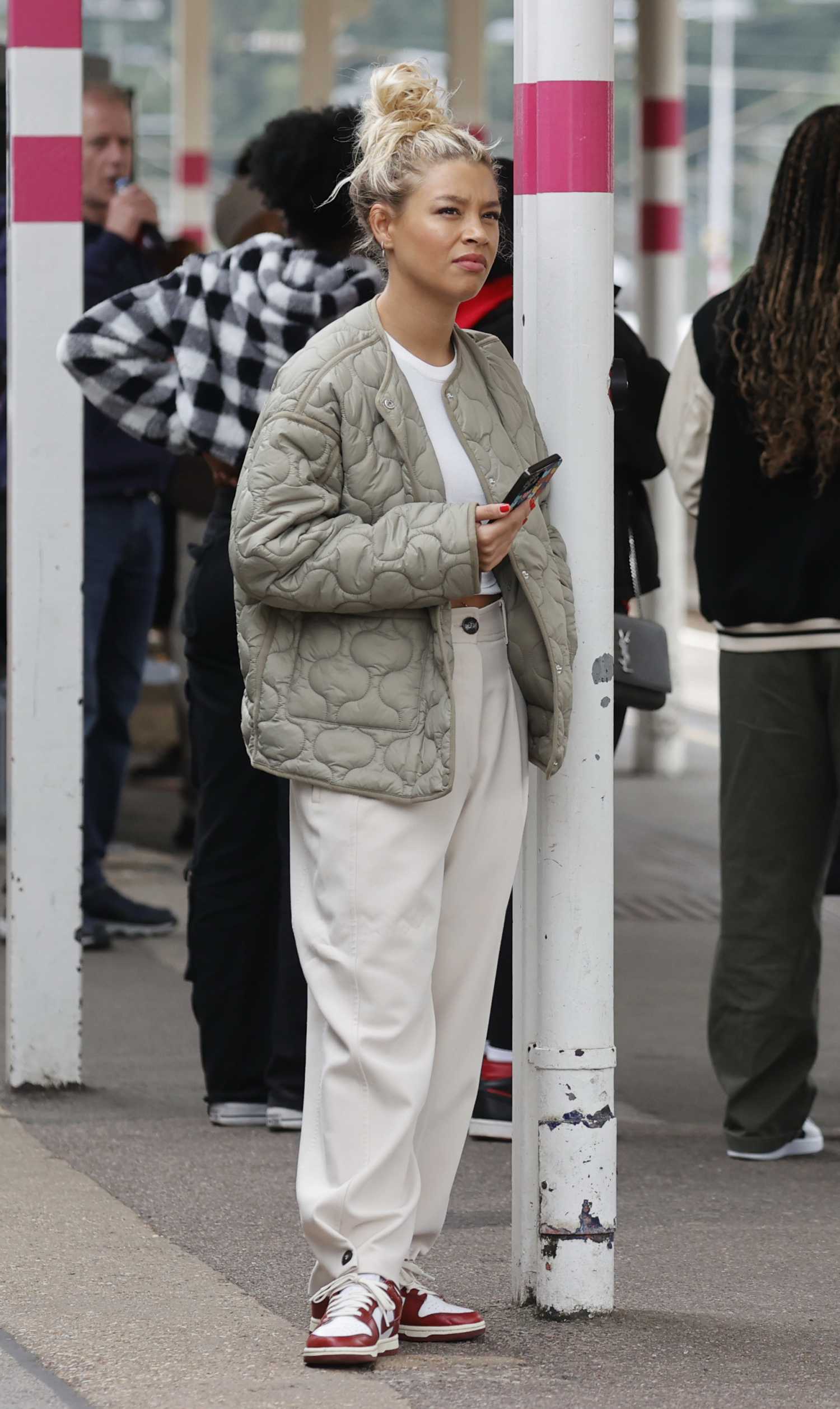 Molly Rainford in a Beige Pants Heads to the Train Station in London ...