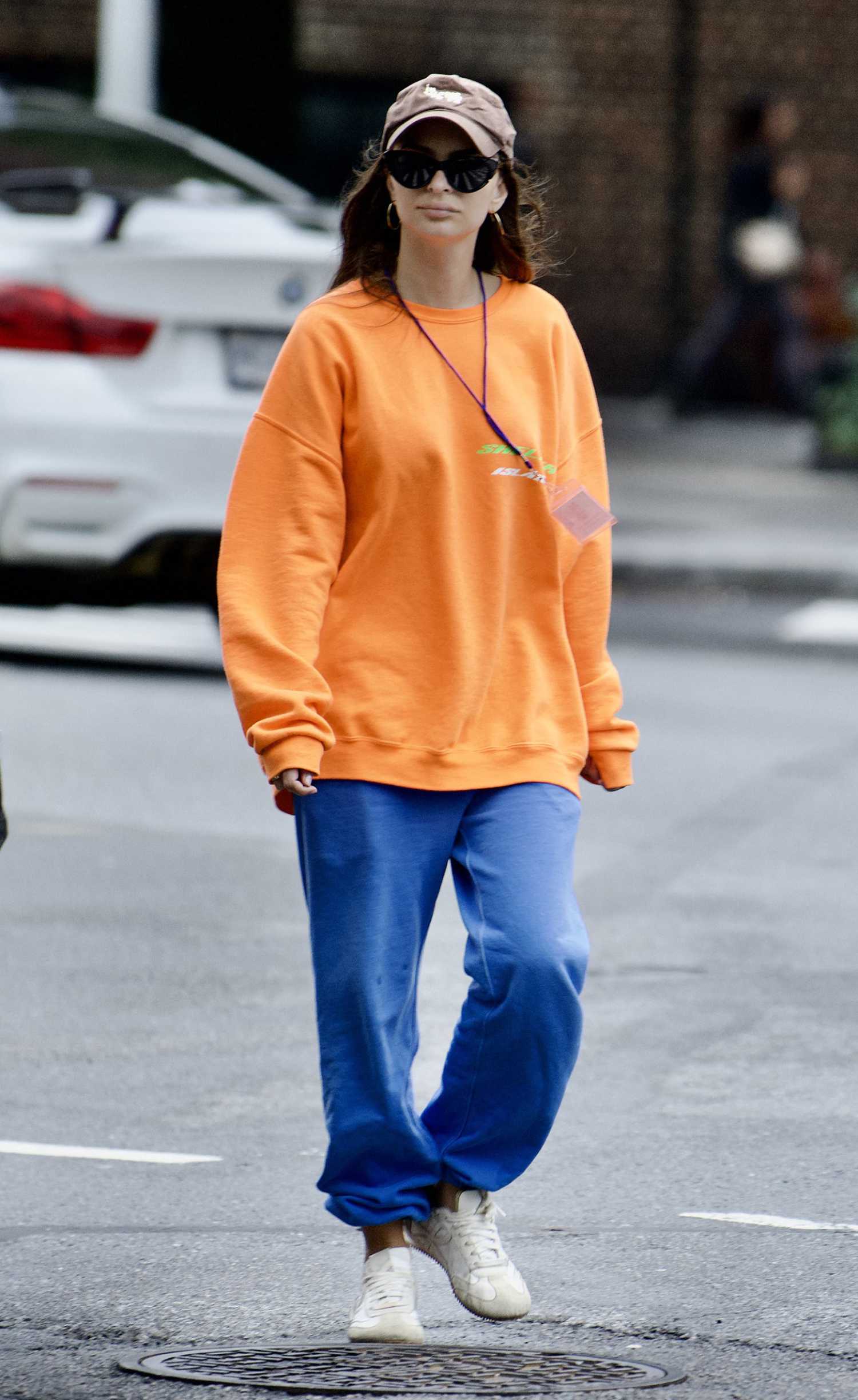 Emily Ratajkowski in an Orange Sweatshirt Was Seen Out in New York ...