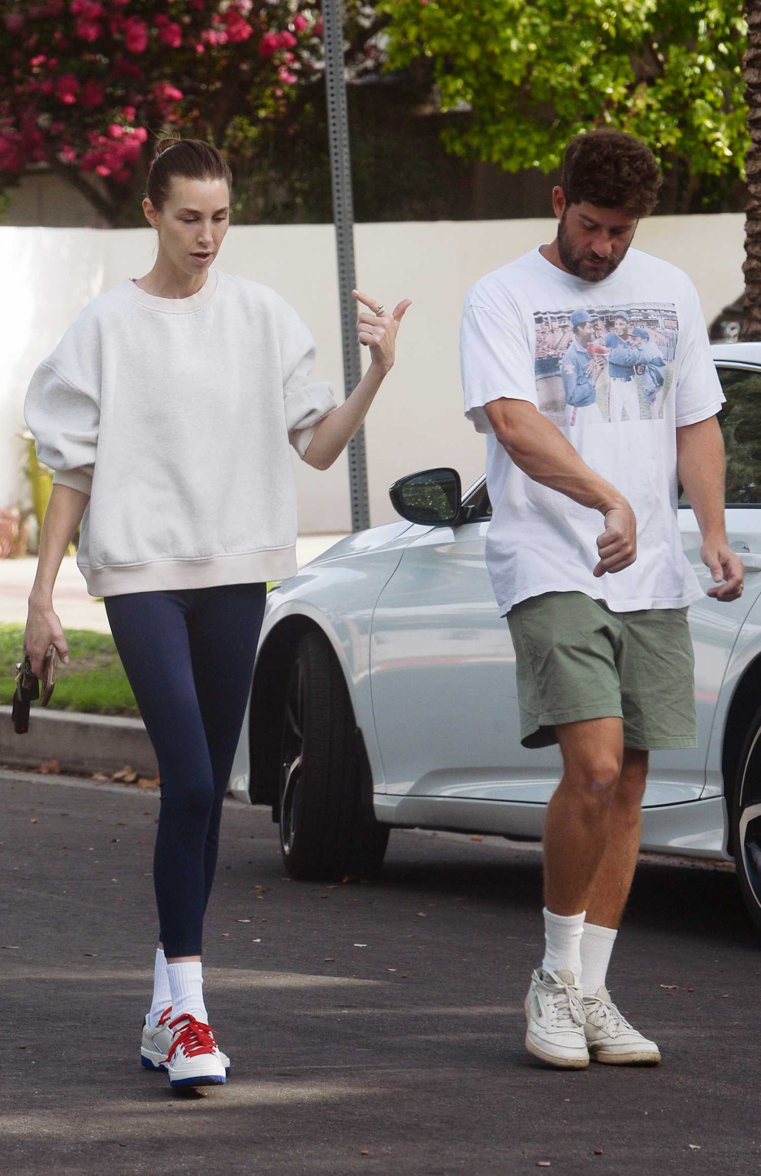 Whitney Port in a White Sweatshirt Was Spotted on a Stroll with Her ...